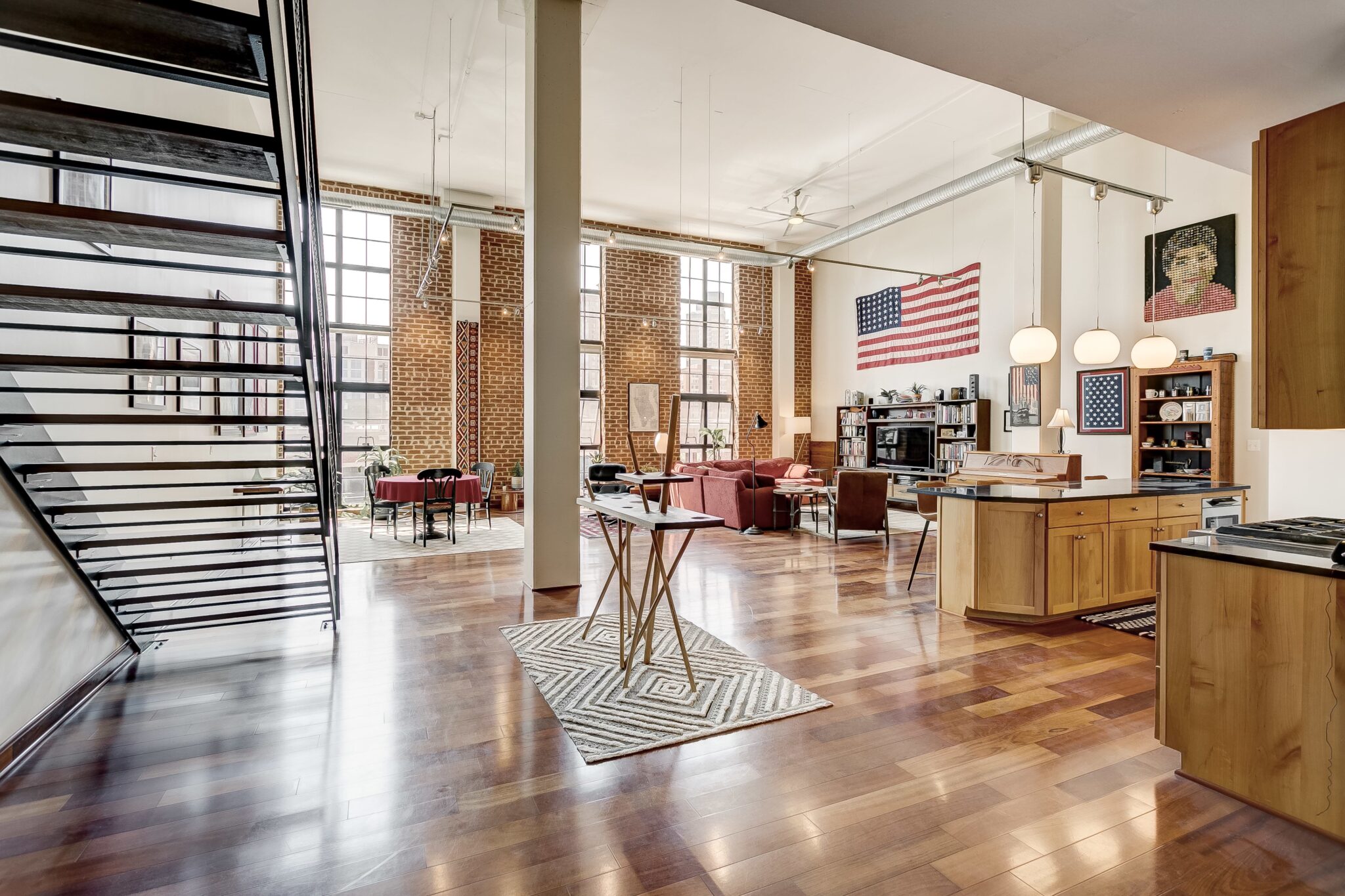 Canal Street Malt House - Inner Harbor Condos